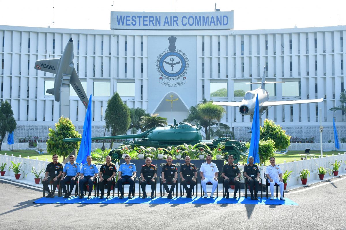 Indian Defence Industries | WAC Hosts Tri-Service Cdrs Conference